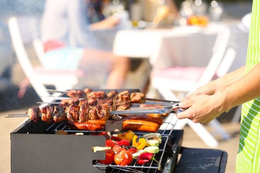 How to Plan the Ultimate Backyard BBQ | Localsearch Blog